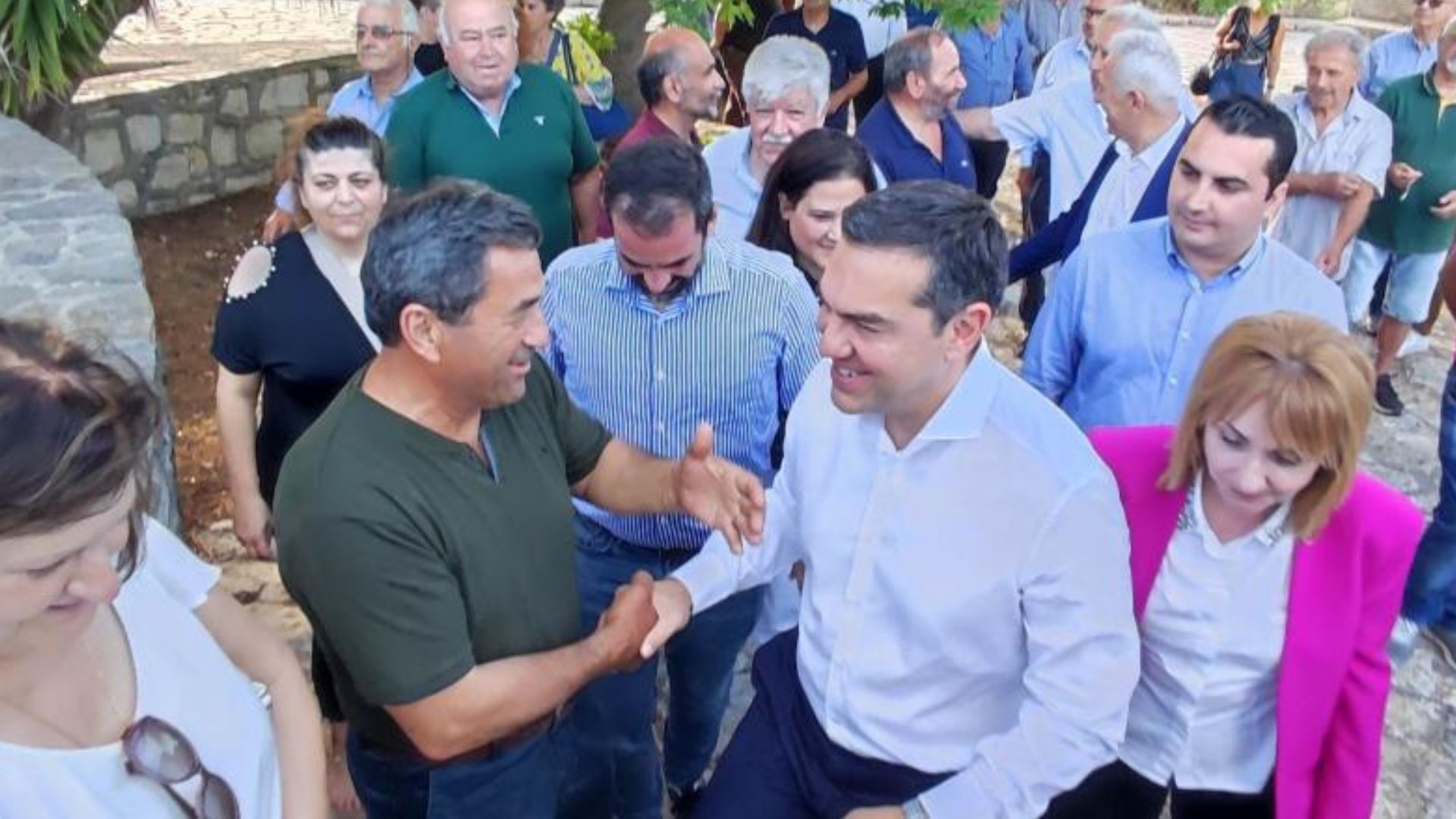 Τσίπρας: Η μαντινάδα με… νόημα που του αφιέρωσαν στην περιοδεία του ...