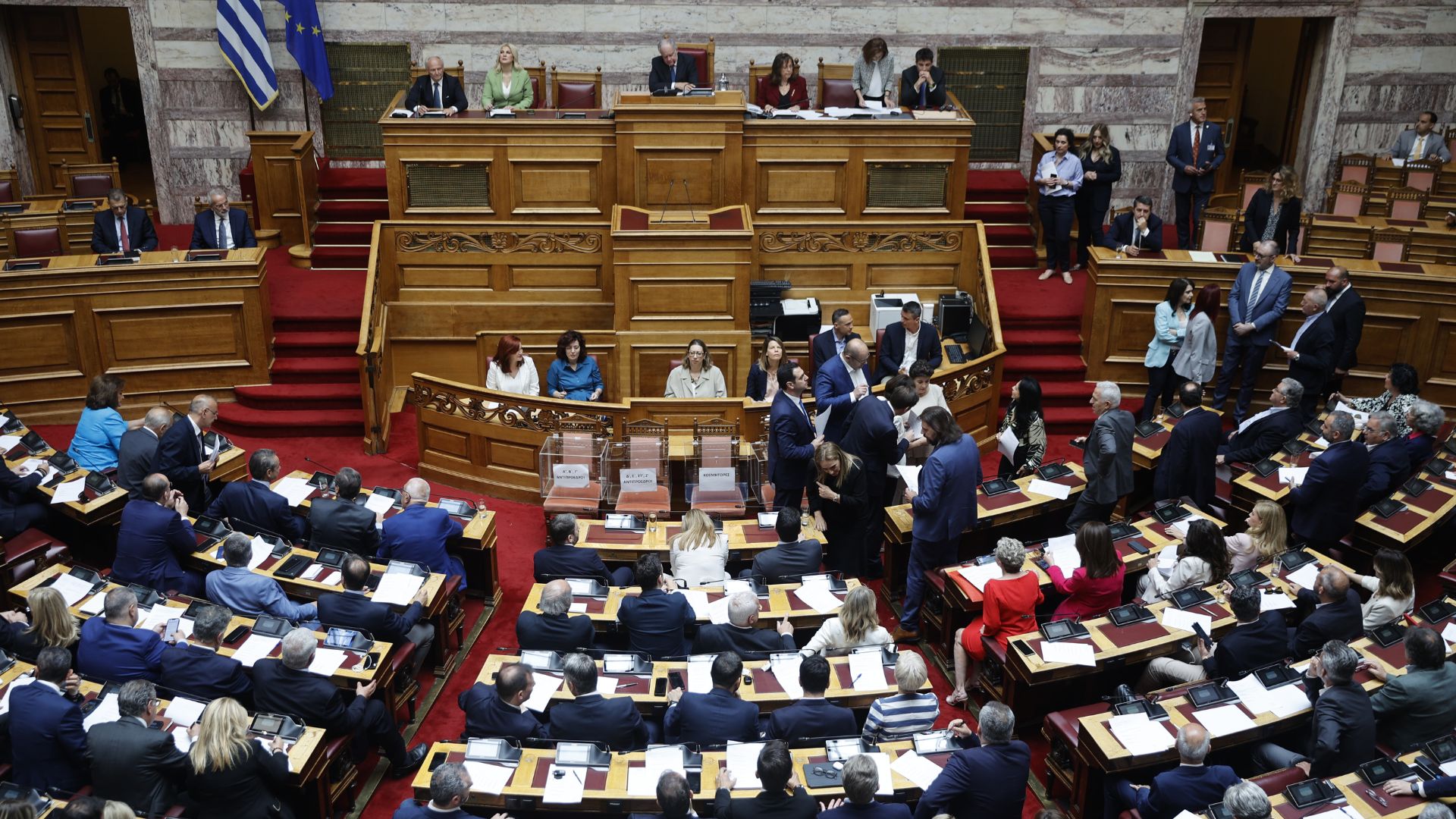 Εκλογές 2023: «Καραμπόλες» στην κατανομή των εδρών μετά την τελική ...