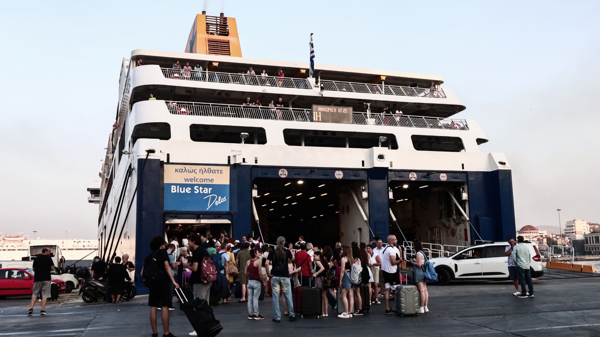 Μέγαρο Μαξίμου: Σύσκεψη για τις τσουχτερές τιμές των ακτοπλοϊκών ...