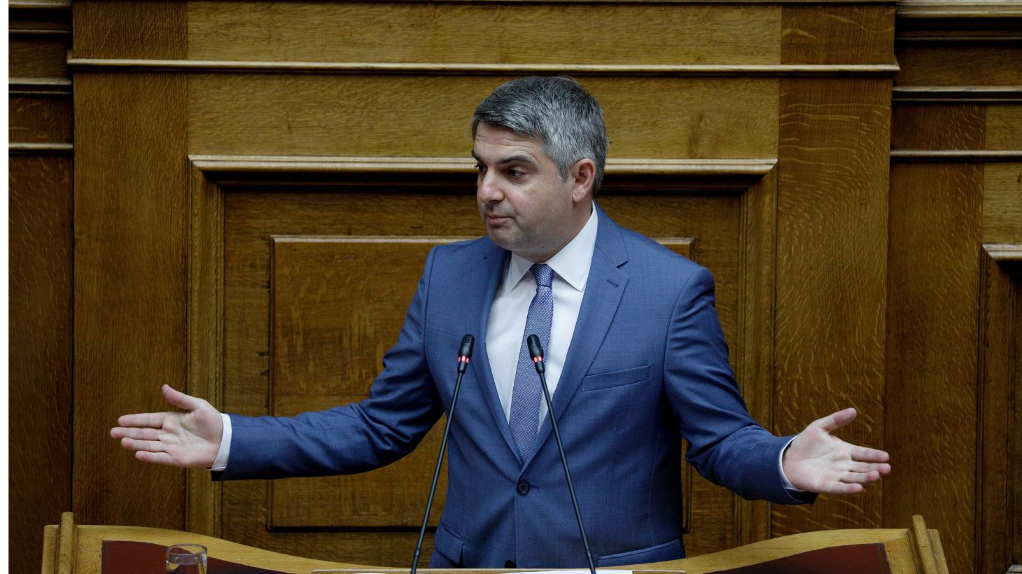 ΠΑΣΟΚ: Νέα ένταση για τις… δημοσκοπήσεις – «Πυρά» Κωνσταντινόπουλου για ...