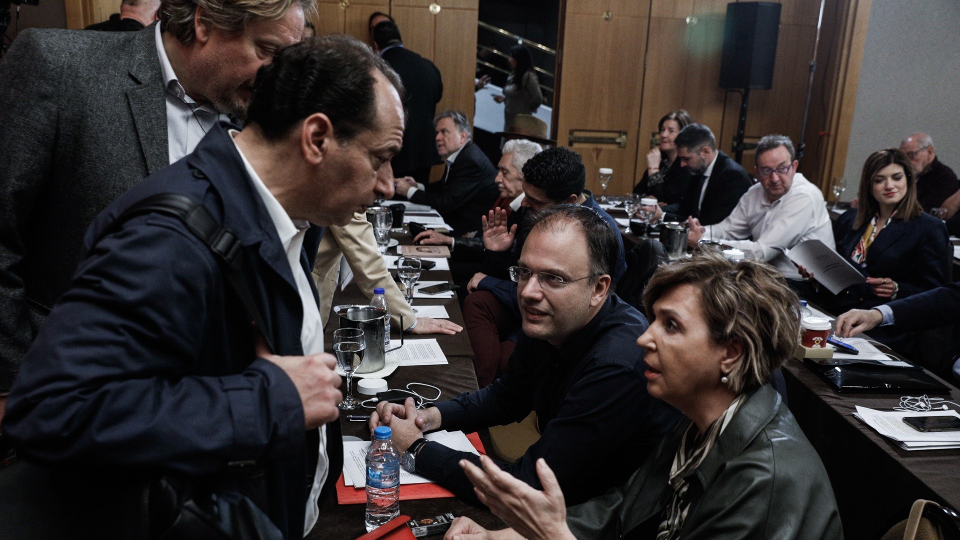 Το ξέσπασμα Σπίρτζη, η… Σοσιαλιστική Συμμαχία και η κουβέντα Γεροβασίλη ...