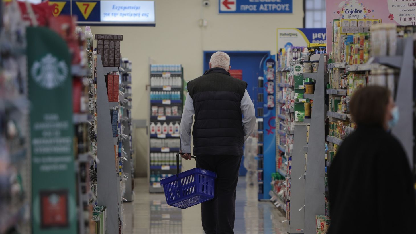 «Καλάθι του νοικοκυριού», market pass και επιδοτήσεις στη «μάχη» κατά ...