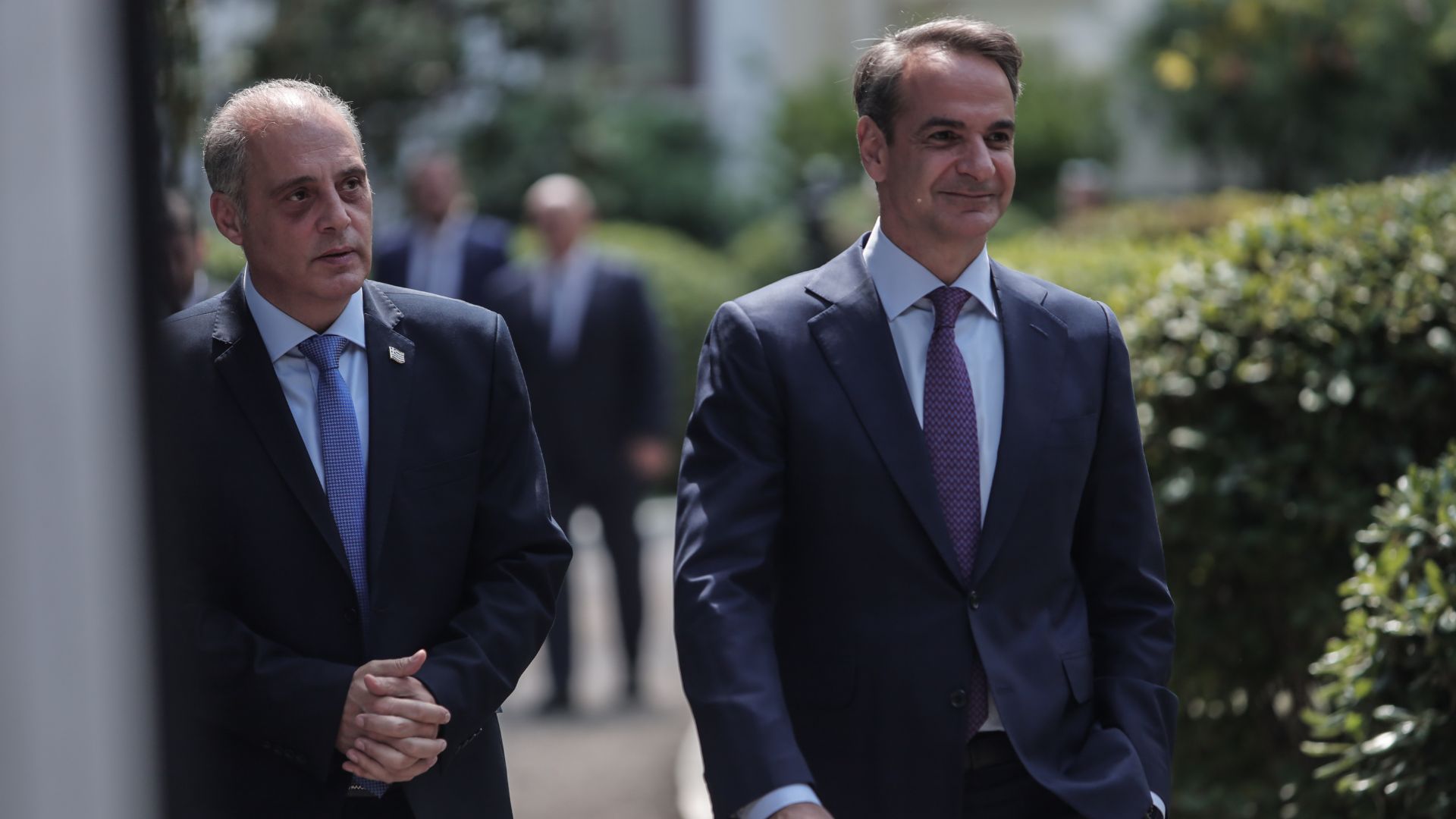 Στα «μαχαίρια» ΝΔ και Ελληνική Λύση για τη… φύλαξη των συνόρων ...