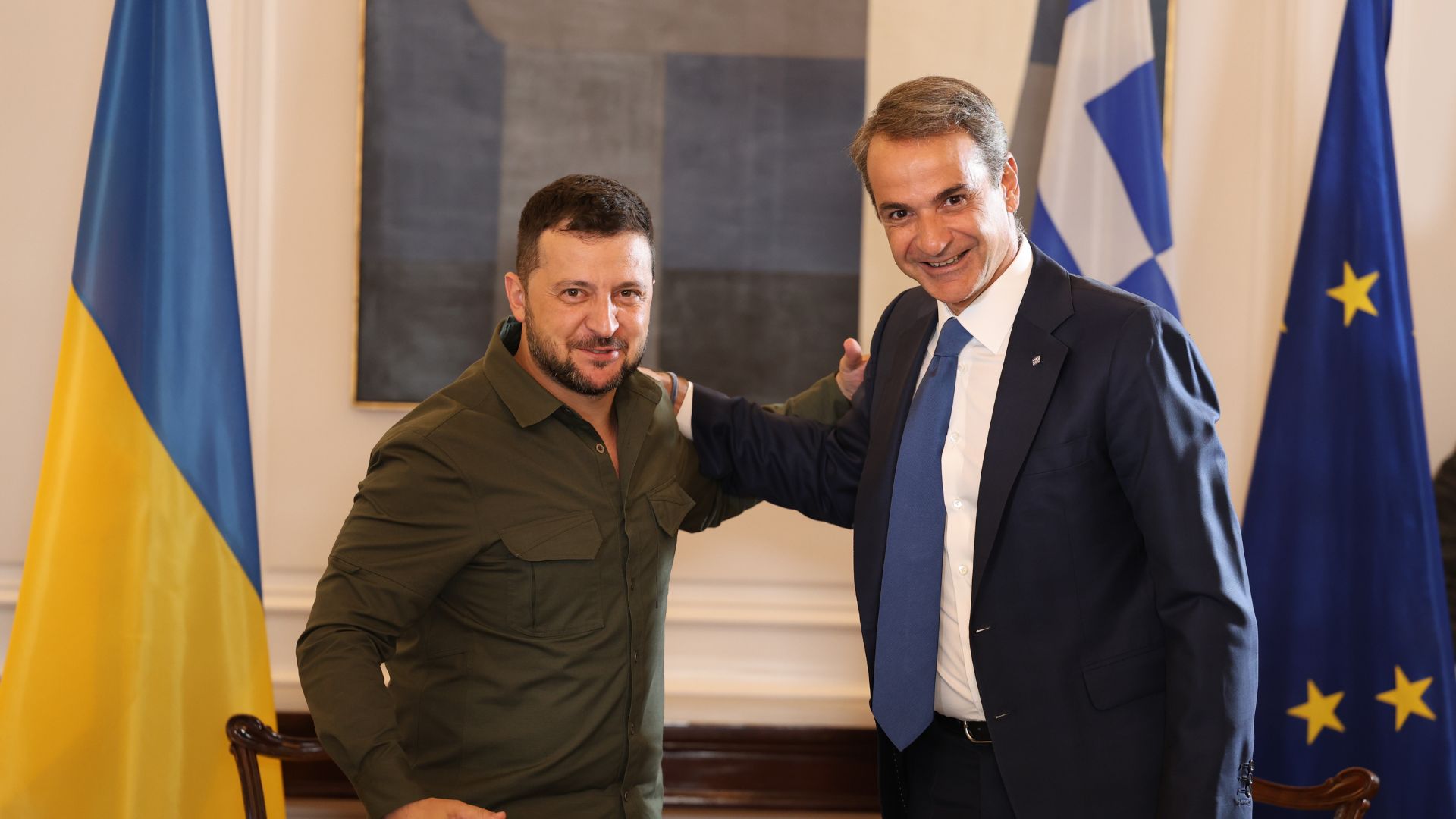 Δεσμεύσεις Μητσοτάκη, ευχαριστίες Ζελένσκι – «Δε θα ανεχτούμε ...