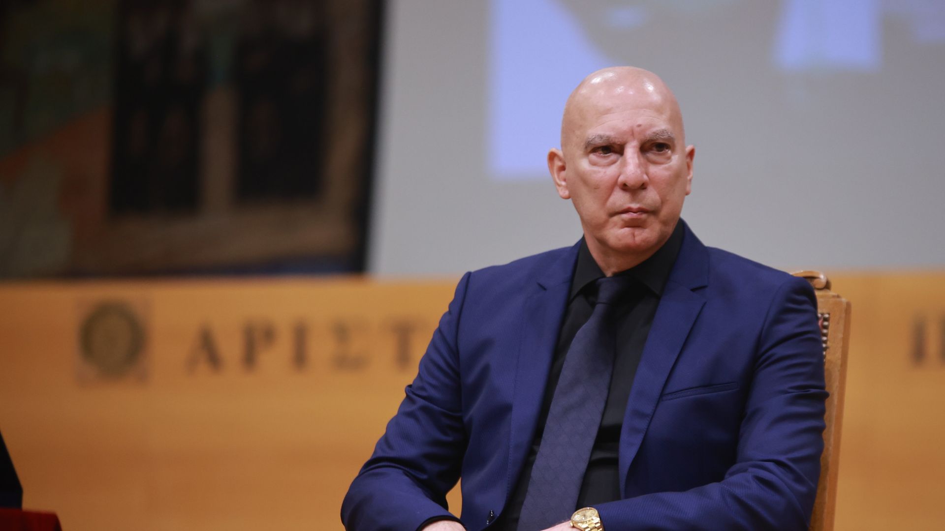 Νίκος Γκάλης: Δε μπορεί κανείς να με μαρκάρει – Μου πέταξαν βρύση όταν ...
