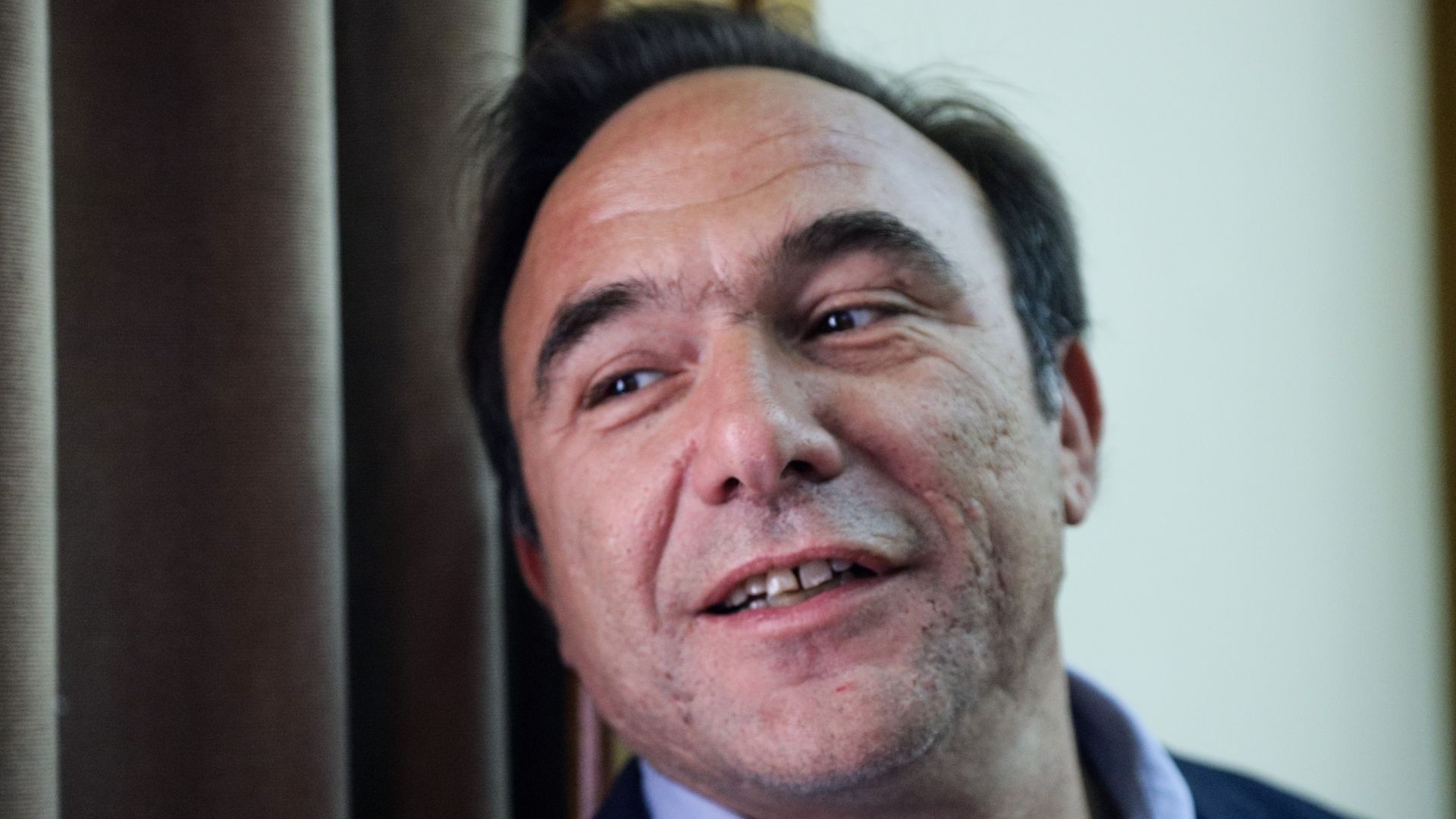 Πέτρος Κόκκαλης: «Θα ψηφίσω Έφη Αχτσιόγλου και γράμματα γνωρίζω ...