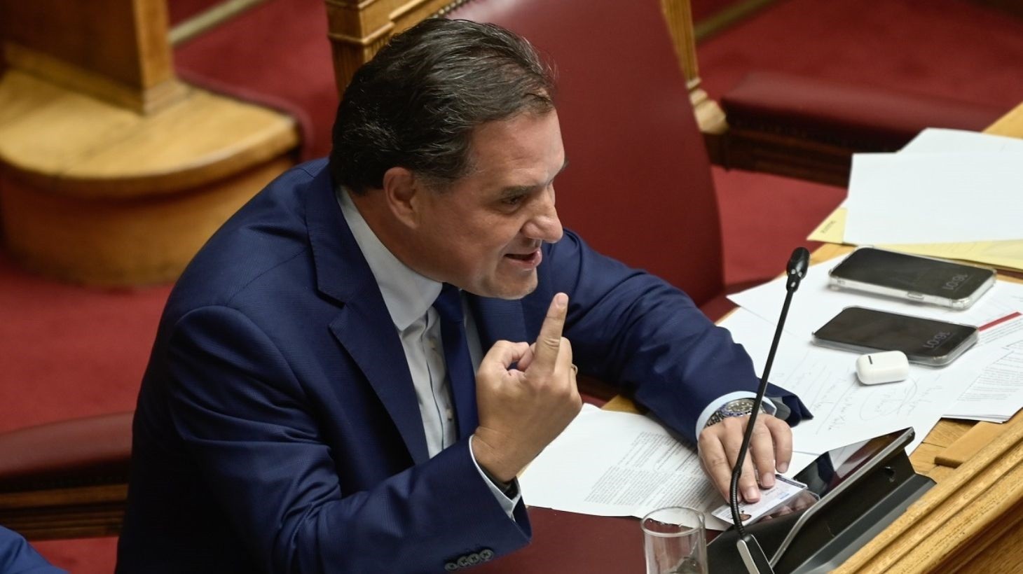 Άδωνις Γεωργιάδης: Στα εργοστάσια θα γίνει τσακωμός για το ποιος θα ...