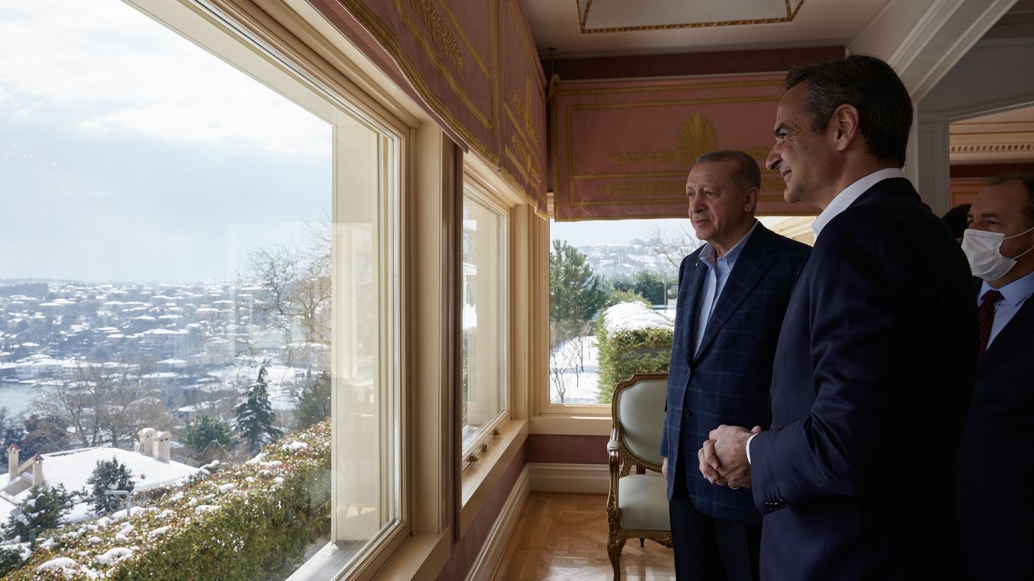 Επίσκεψη Ερντογάν: Οι επιφυλάξεις της Αθήνας για τουρκικό σόου, τα 20 ...