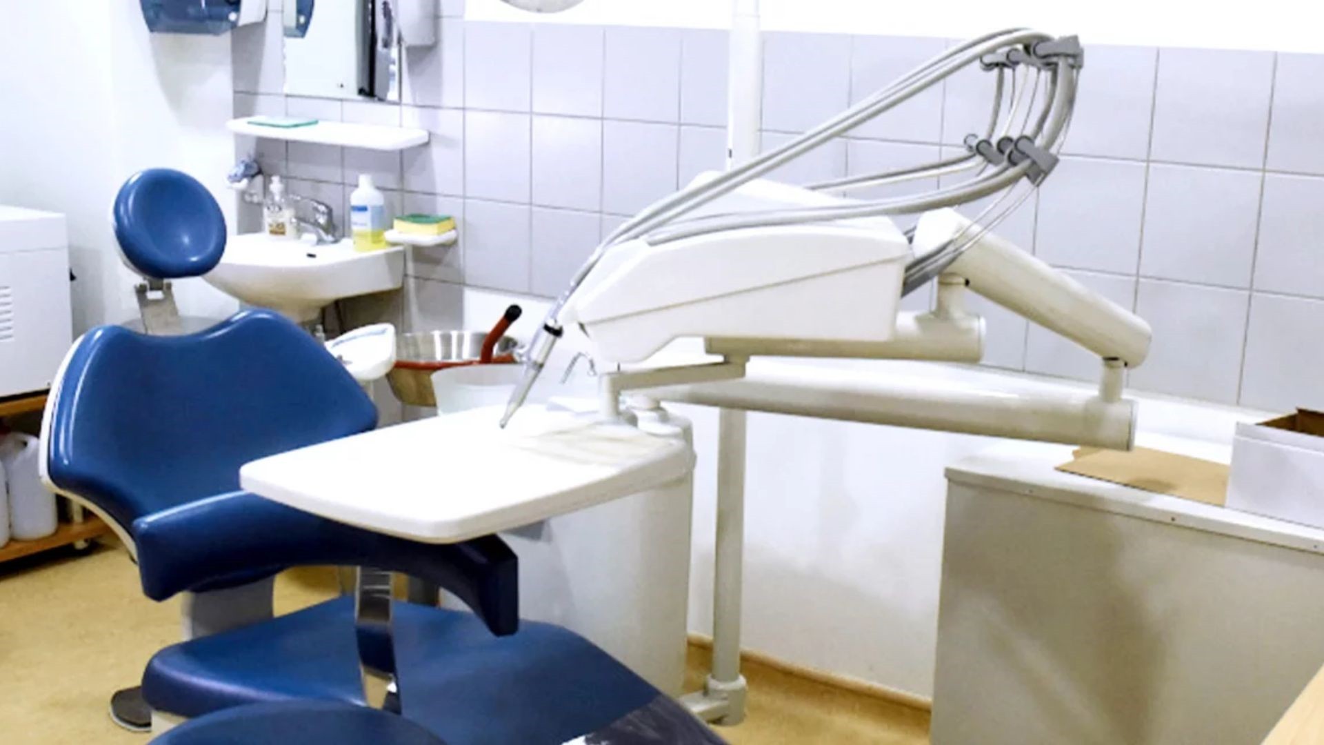 «Δεν έχω κάνει κάτι λάθος»: Αρνείται τα πάντα ο «μαϊμού» οδοντίατρος ...