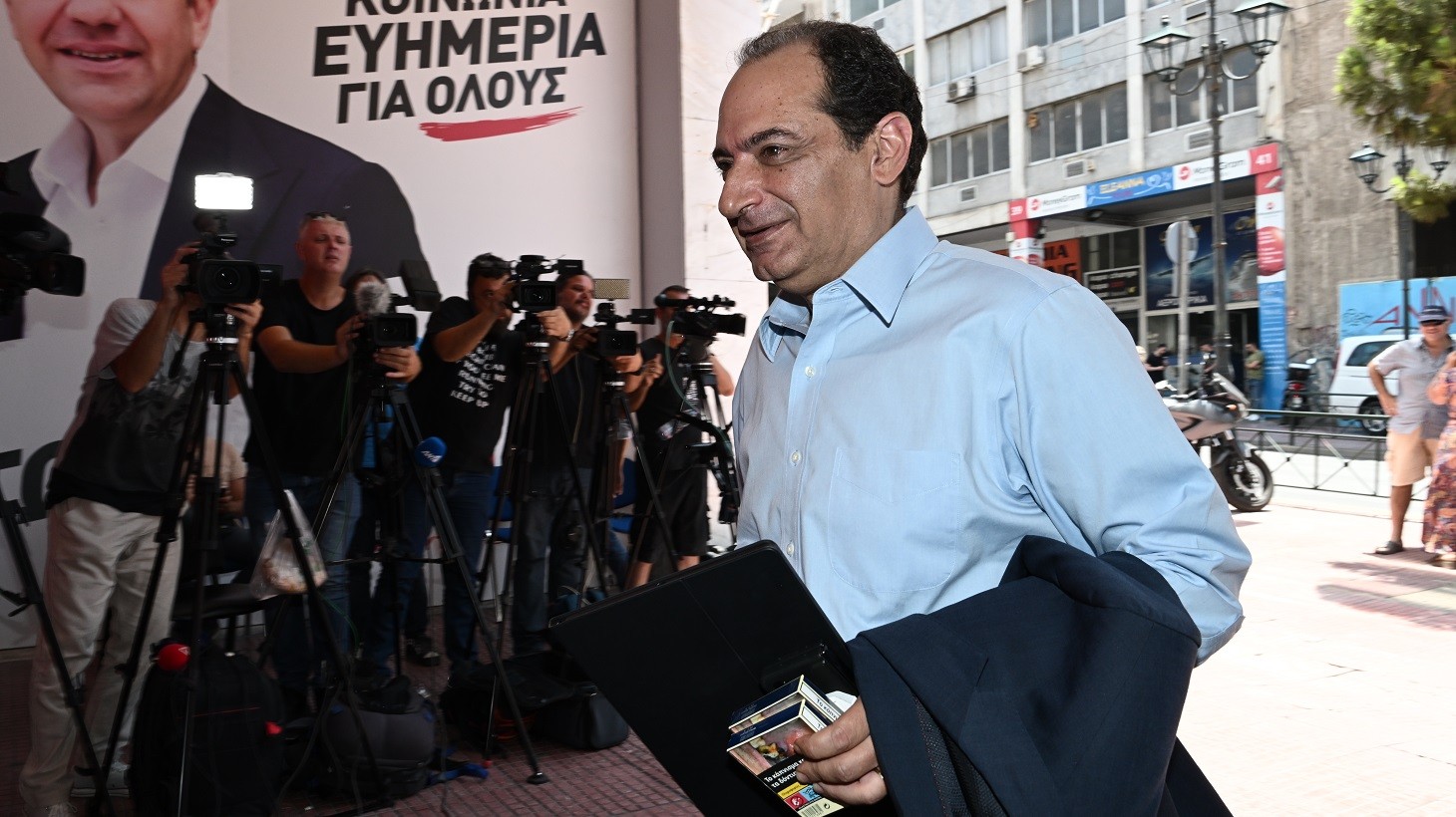 ΣΥΡΙΖΑ: Μετά τη Γεροβασίλη, «αδειάζει» Κασσελάκη και ο Σπίρτζης (Video ...
