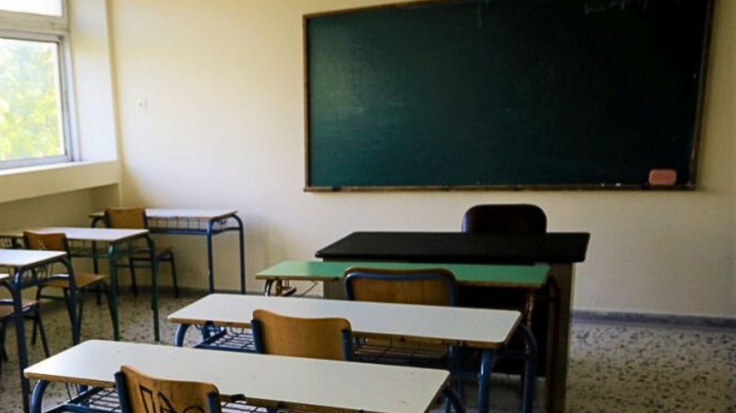 Σήμερα η διεξαγωγή των εξετάσεων για την εισαγωγή στα Δημόσια Ωνάσεια ...