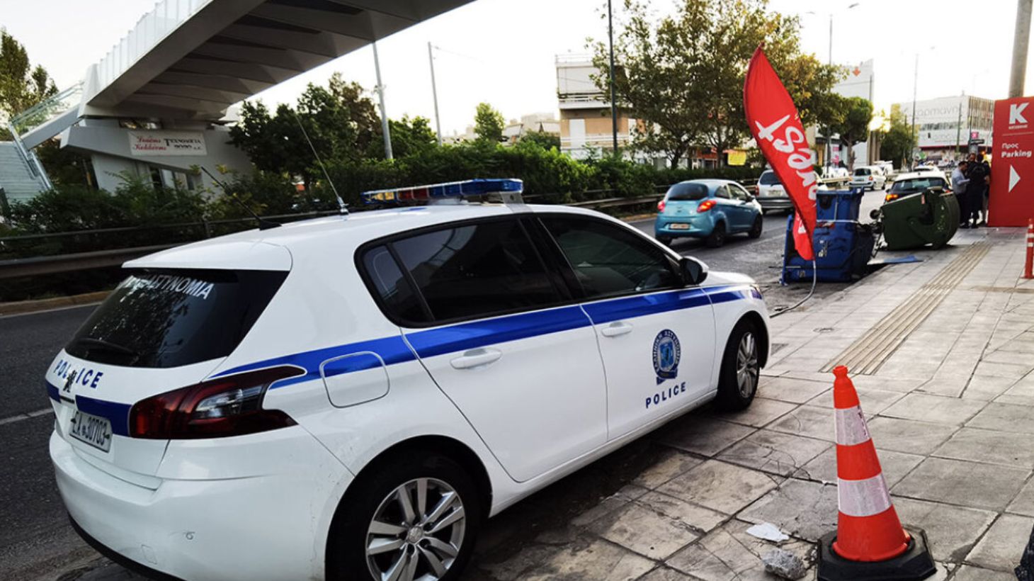 Νεκρή η 70χρονη που παρασύρθηκε απο αυτοκίνητο στη Λ. Μεσογείων (Video ...