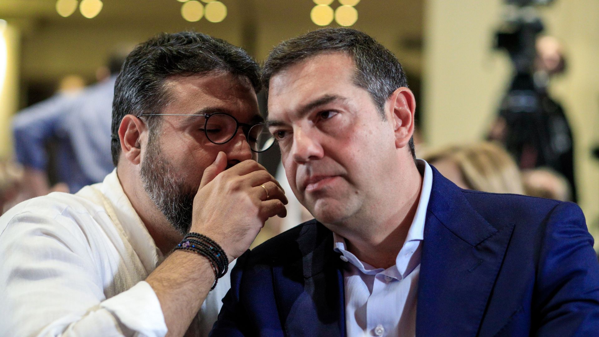 Η πρώτη απάντηση του Τσίπρα σε όσους τον καλούν να παρέμβει – Μία ...
