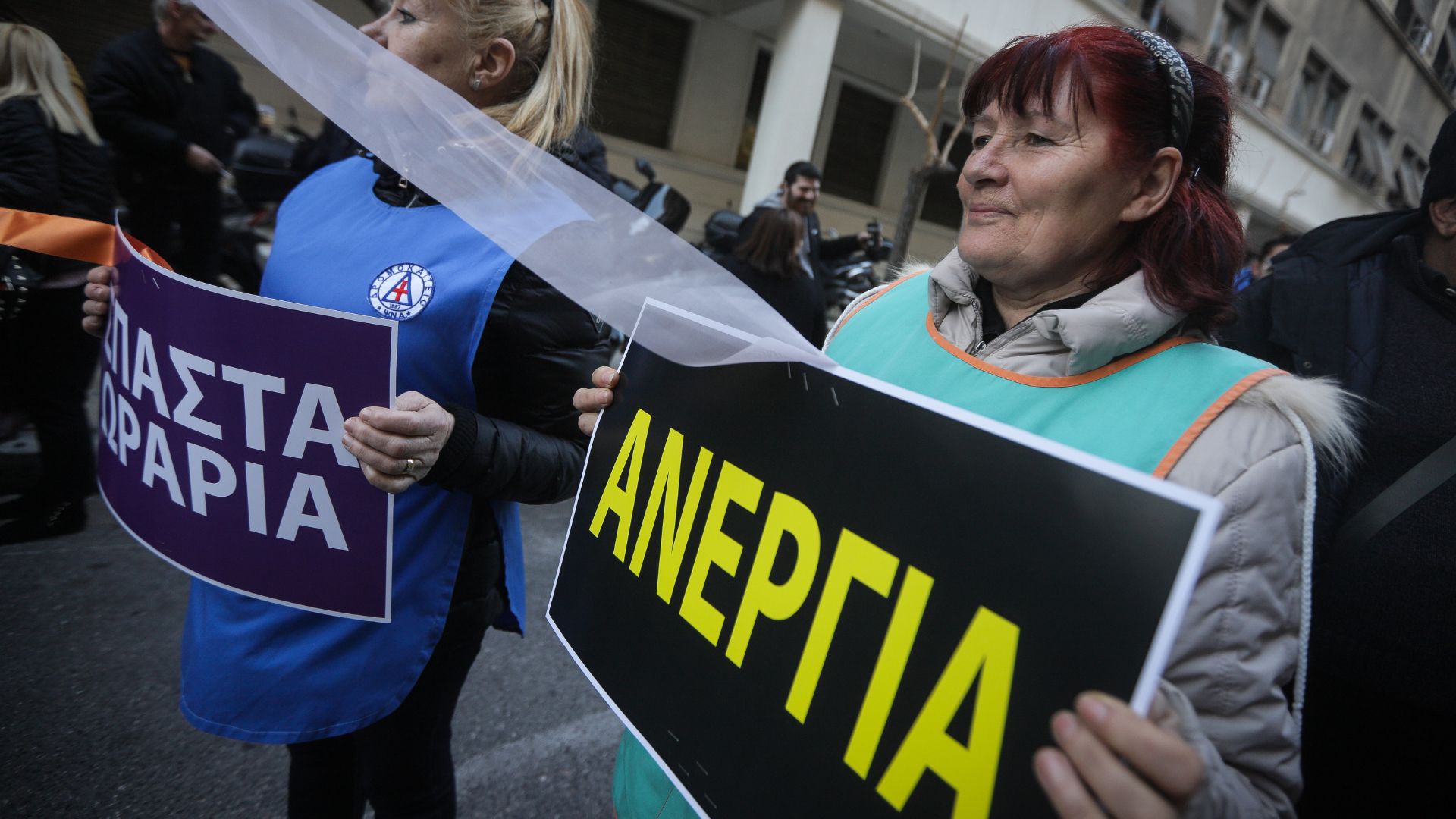 Ανεργία: Σχεδόν 800.000 παραμένουν (εγγεγραμμένοι) άνεργοι στη χώρα ...