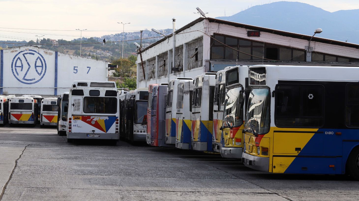 Θεσσαλονίκη: Συνελήφθη 51χρονος υπάλληλος του ΟΑΣΘ – Κατηγορείται για ...