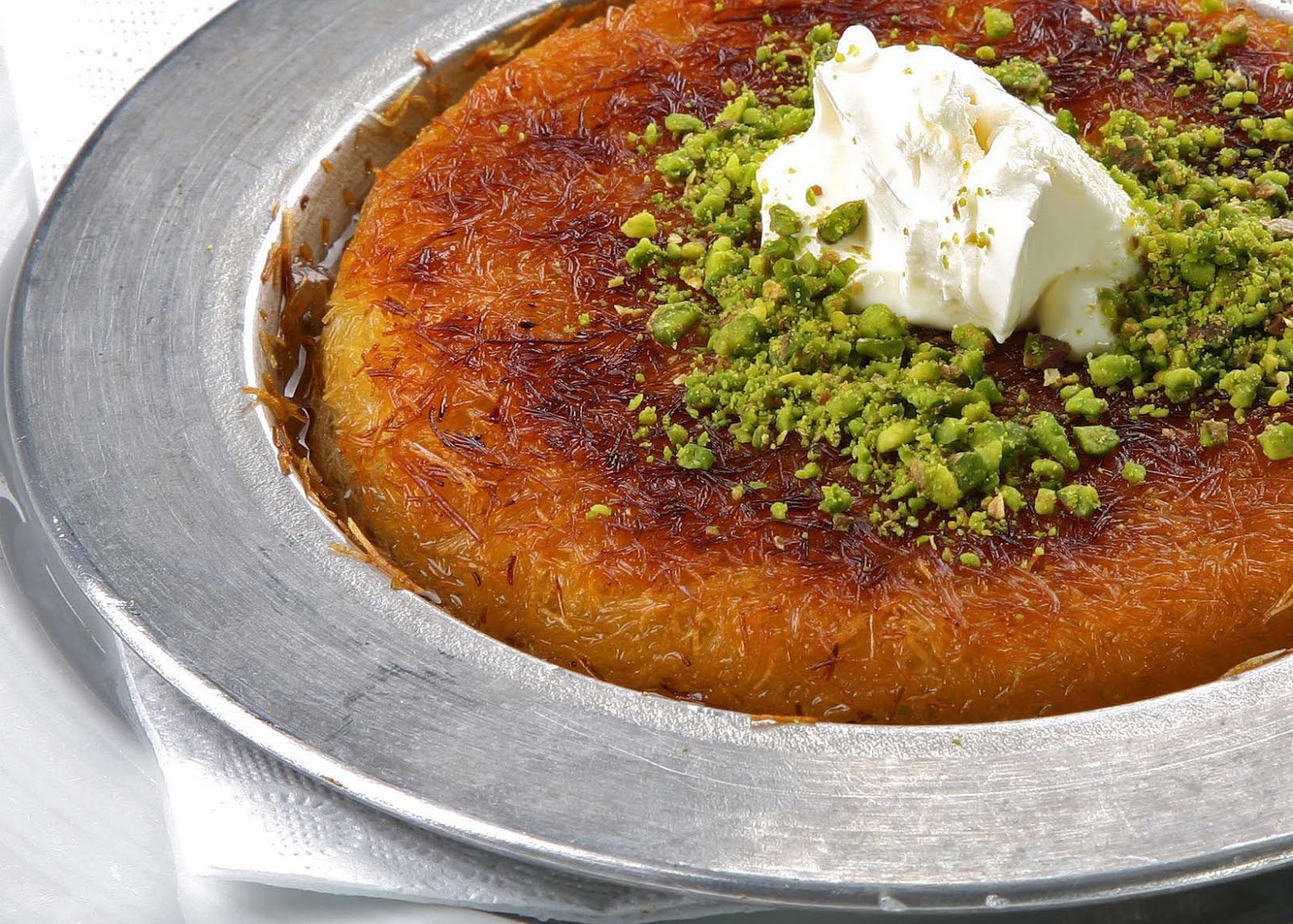 Knafeh (κανταΐφι της Ναμπλούς), το Παλαιστινιακό επιδόρπιο – στολίδι ...