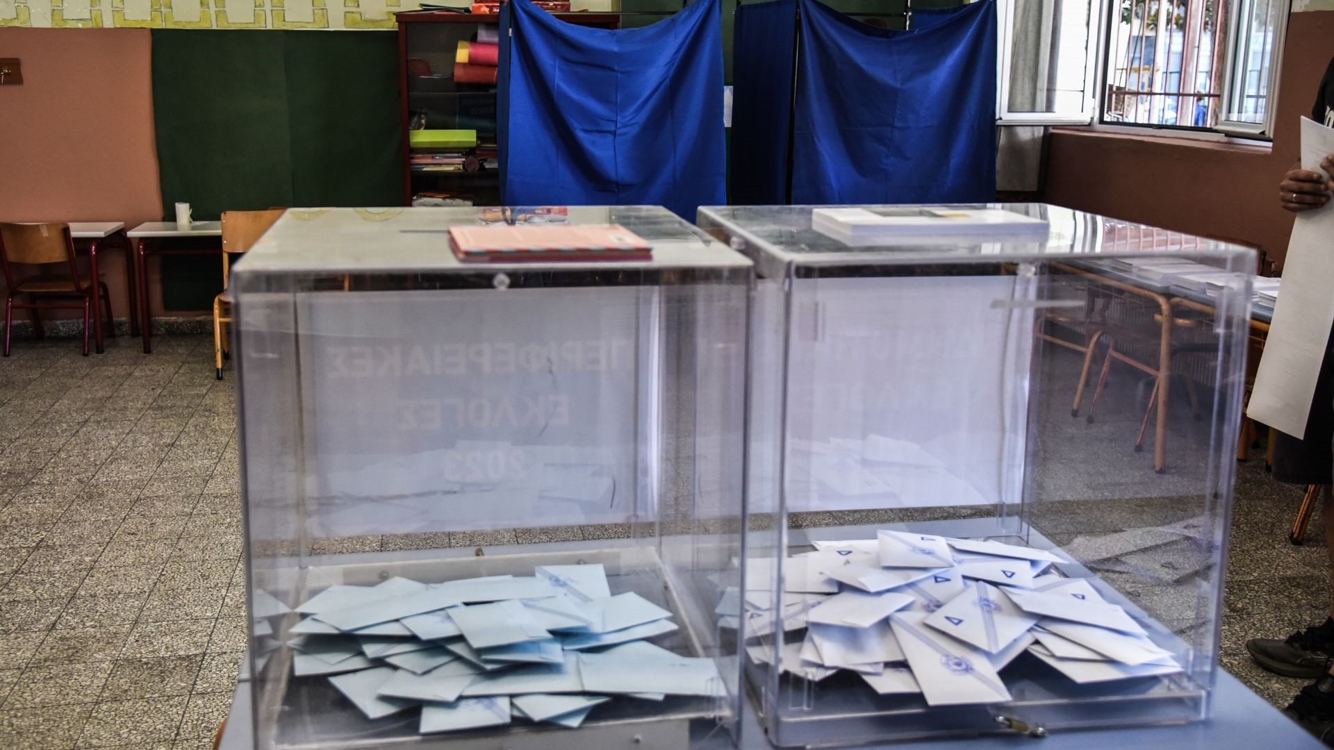 Δημοσκόπηση Prorata: Μάχη για την 3η θέση δίνουν ΣΥΡΙΖΑ και ΚΚΕ – Στις ...