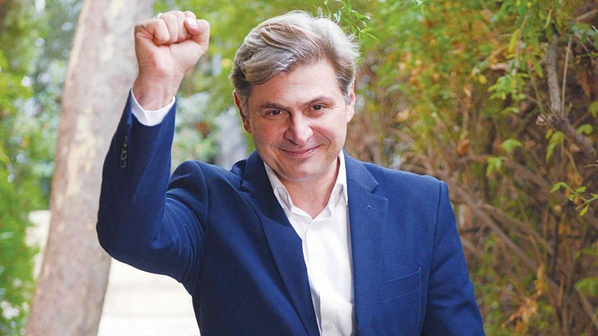 Το έχει πάρει ζεστά το θέμα ηγεσίας ο Φαραντούρης και άρχισε τις ...