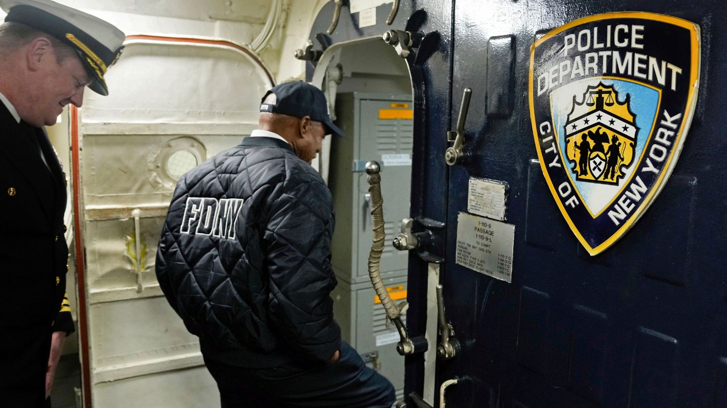 ΗΠΑ: Το FBI κατάσχεσε τα κινητά τηλέφωνα του δημάρχου Νέας Υόρκης – Σε ...