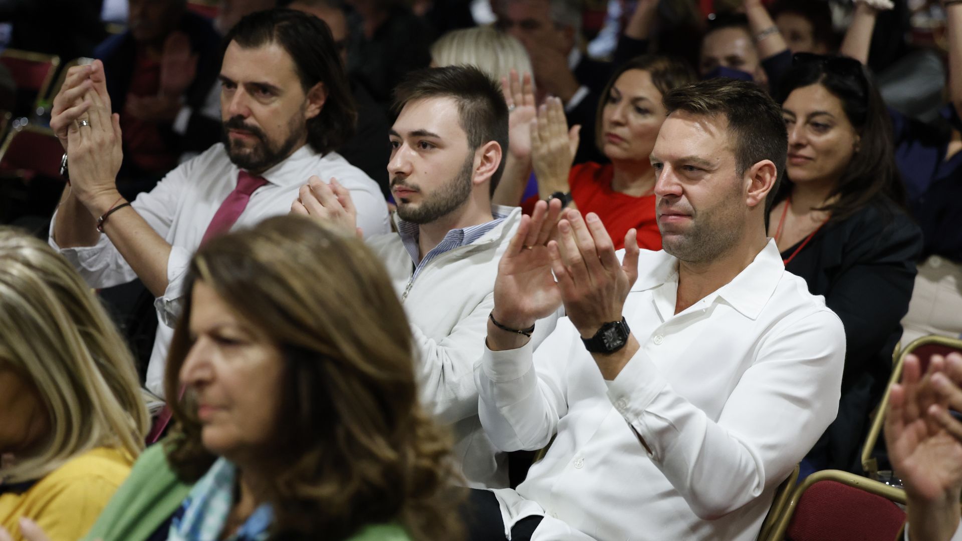 ΣΥΡΙΖΑ: Πυρά Δραγασάκη και 6+6 κατά Κασσελάκη για το «μαξιλάρι» των 37 ...