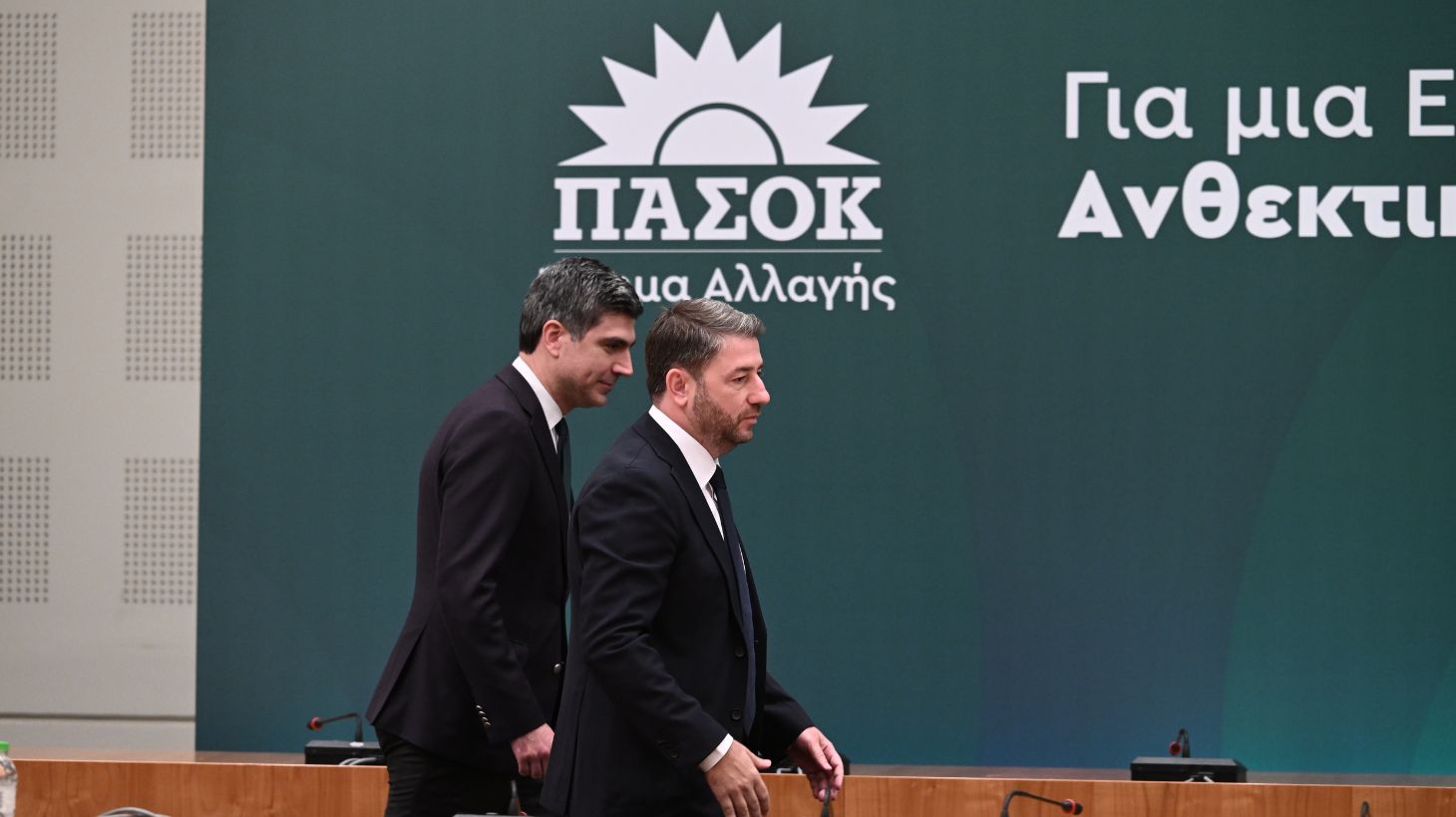 ΠΑΣΟΚ: Γιατί οι δημοσκοπήσεις συνεχίζουν να προβληματίζουν – Η ...
