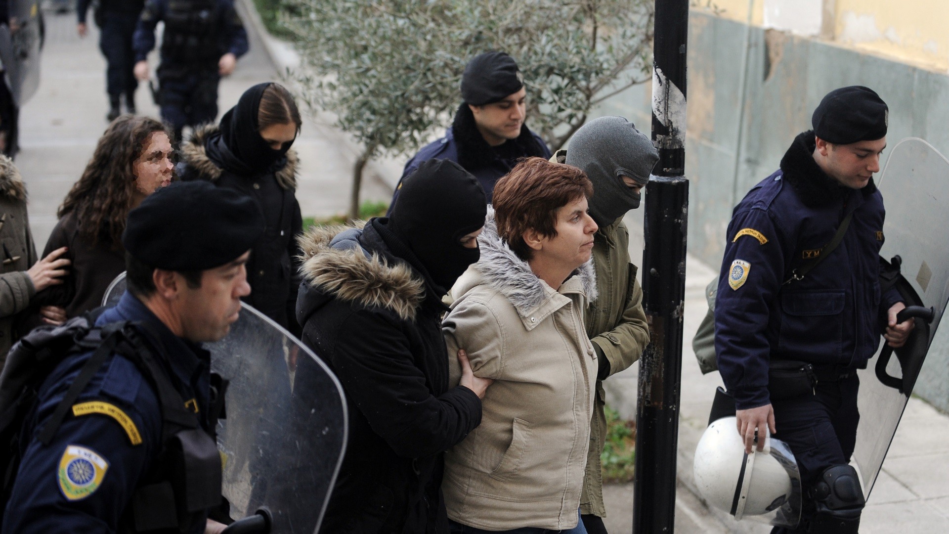 Αποφυλακίστηκε η Πόλα Ρούπα – Δεκτό το αίτημα για υφ΄ όρον απόλυση ως ...