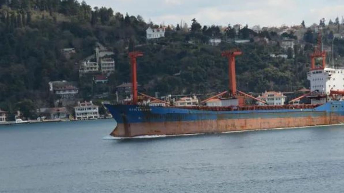 Ναυάγιο στη Μυτιλήνη: «Έχουν εντοπιστεί μόνο κάποια σωσίβια» – «Ο ...