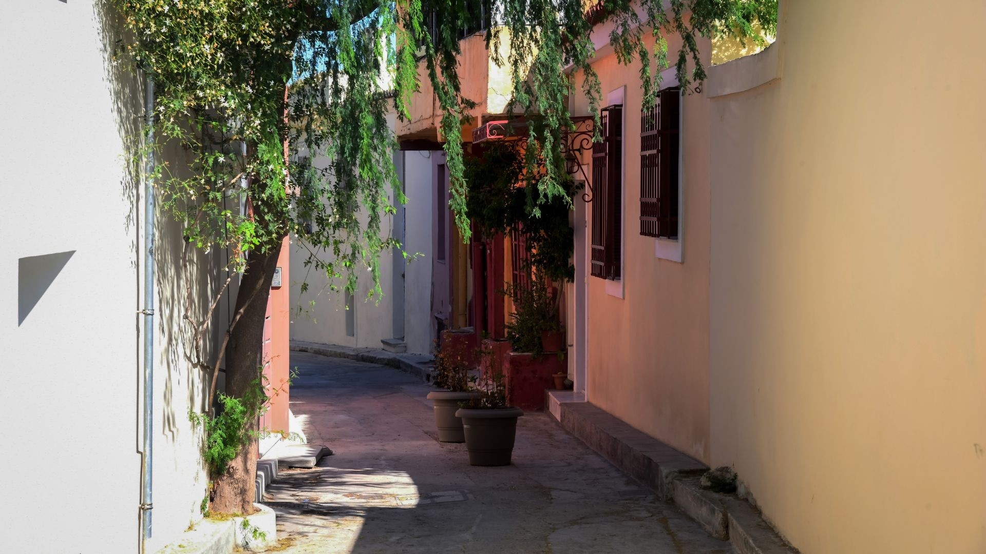 Τρεις εναλλακτικές γειτονιές της Αθήνας που αξίζει να γνωρίσεις (Μέρος ...
