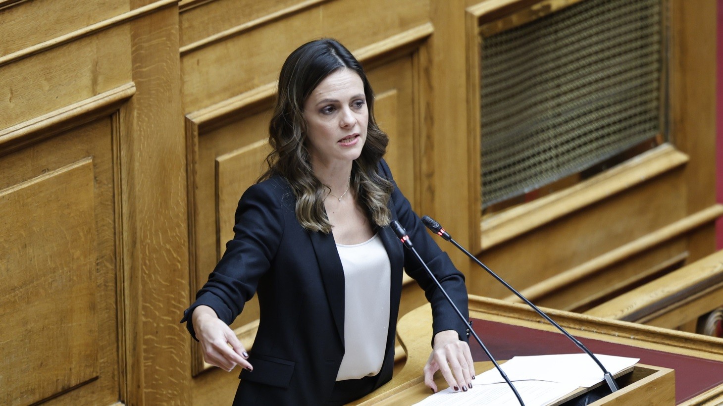 Προϋπολογισμός 2025 – Αχτσιόγλου: «Προέχει μια αντιπαραθετική ...