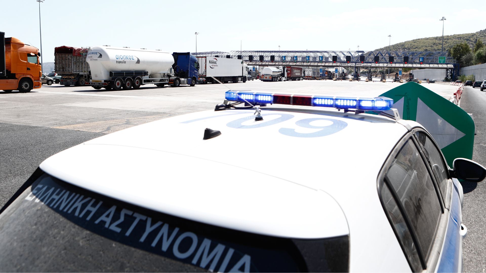 Επική γκάφα της ΕΛΑΣ: Ο μεθυσμένος 75χρονος που καταδίωκε πέρασε με… e ...