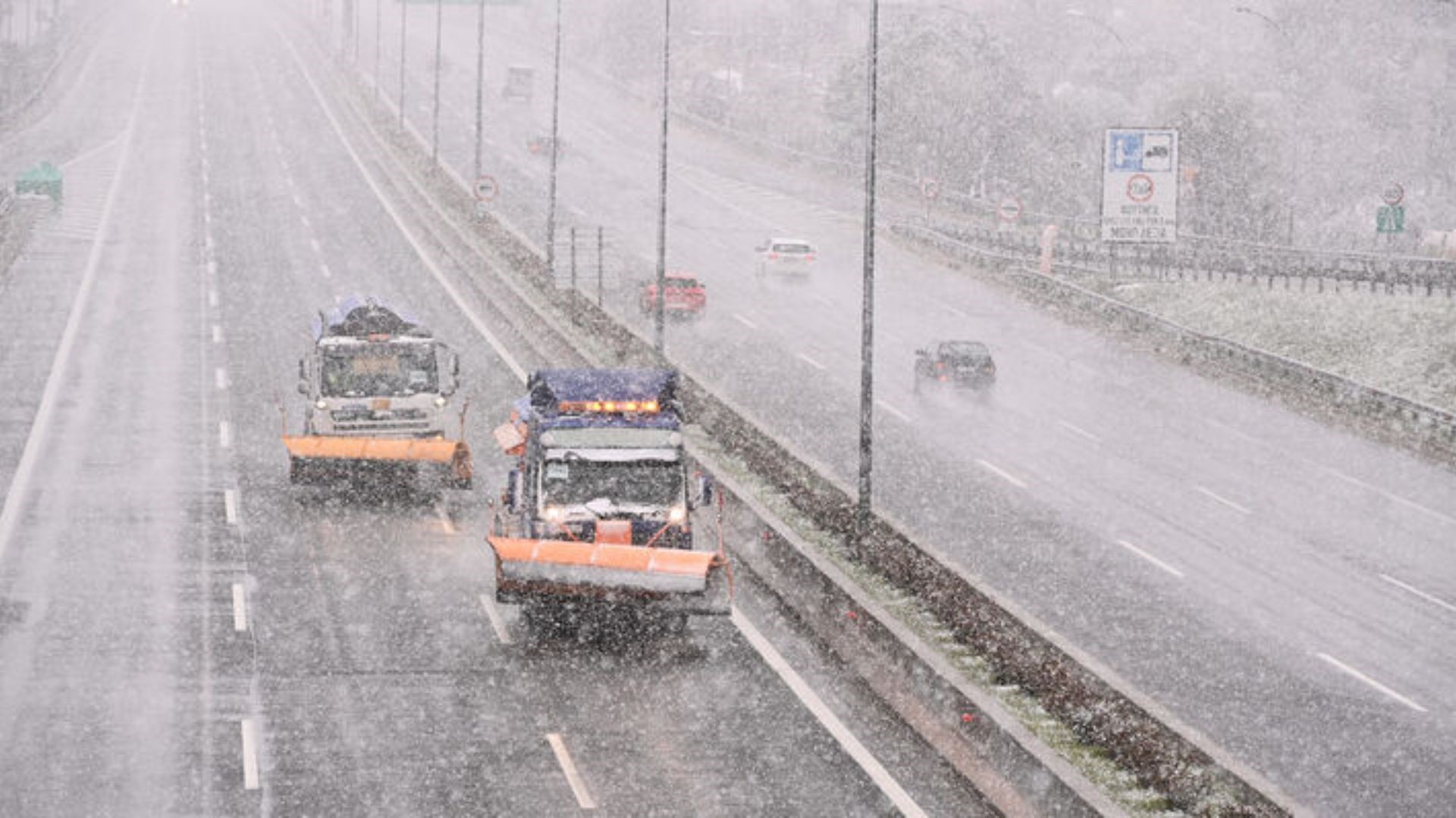 Σύσκεψη στην Πολιτική Προστασία για το ενδεχόμενο βαριάς χιονόπτωσης ...