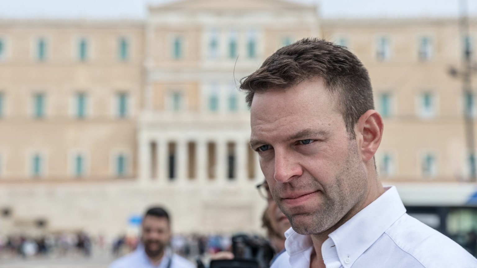 Κασσελάκης: Ο ΣΥΡΙΖΑ καταθέτει πρόταση νόμου για την ισότητα στον γάμο ...