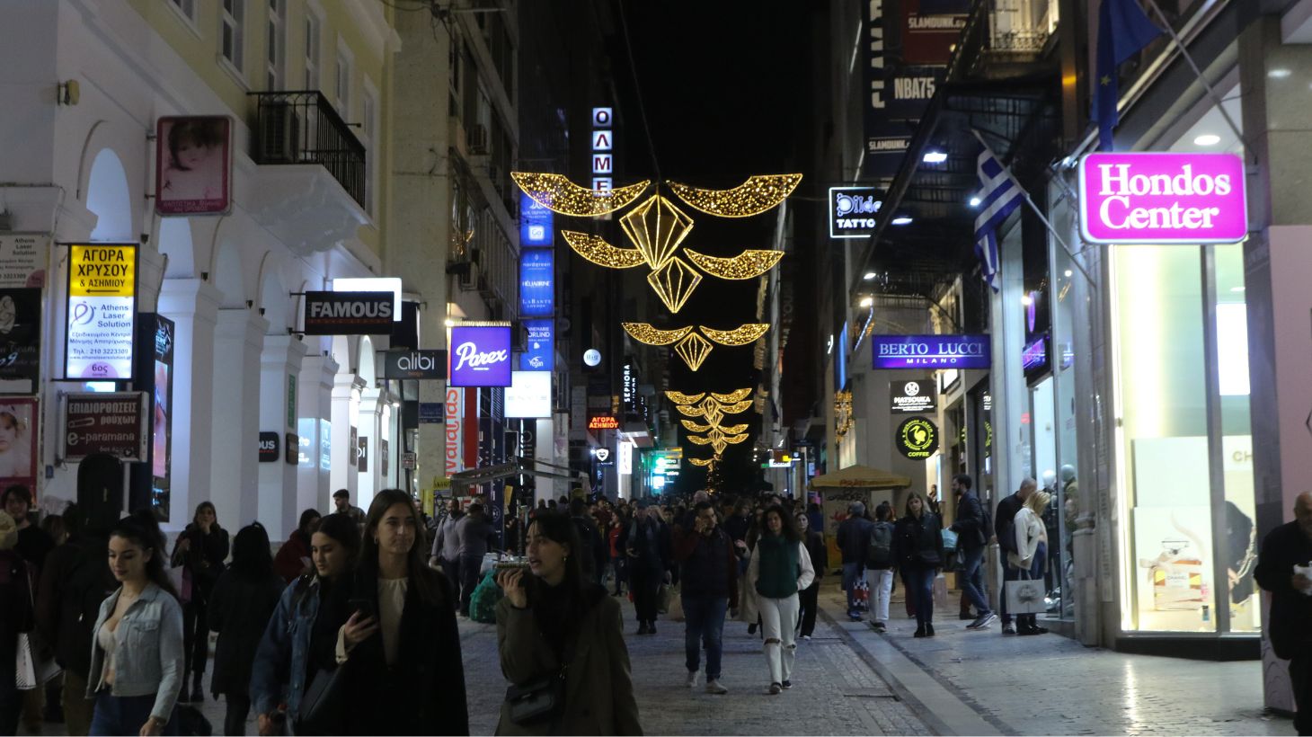 Εορταστικό ωράριο: Πώς θα λειτουργήσουν μέχρι την Πρωτοχρονιά εμπορικά ...