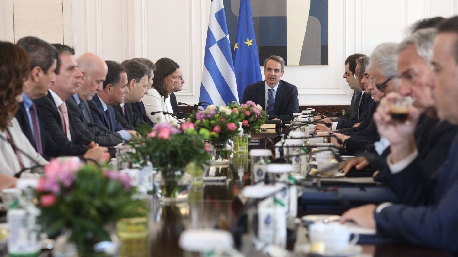 Συνεδριάζει σήμερα το υπουργικό συμβούλιο – Αθλητική βία και μη κρατικά ...