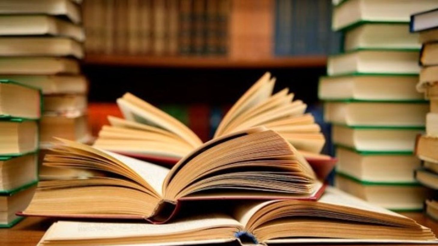 ΟΠΕΚΑ: Αρχίζει σήμερα (7/10) η διανομή 66.978 βιβλίων – Η διαδικασία ...