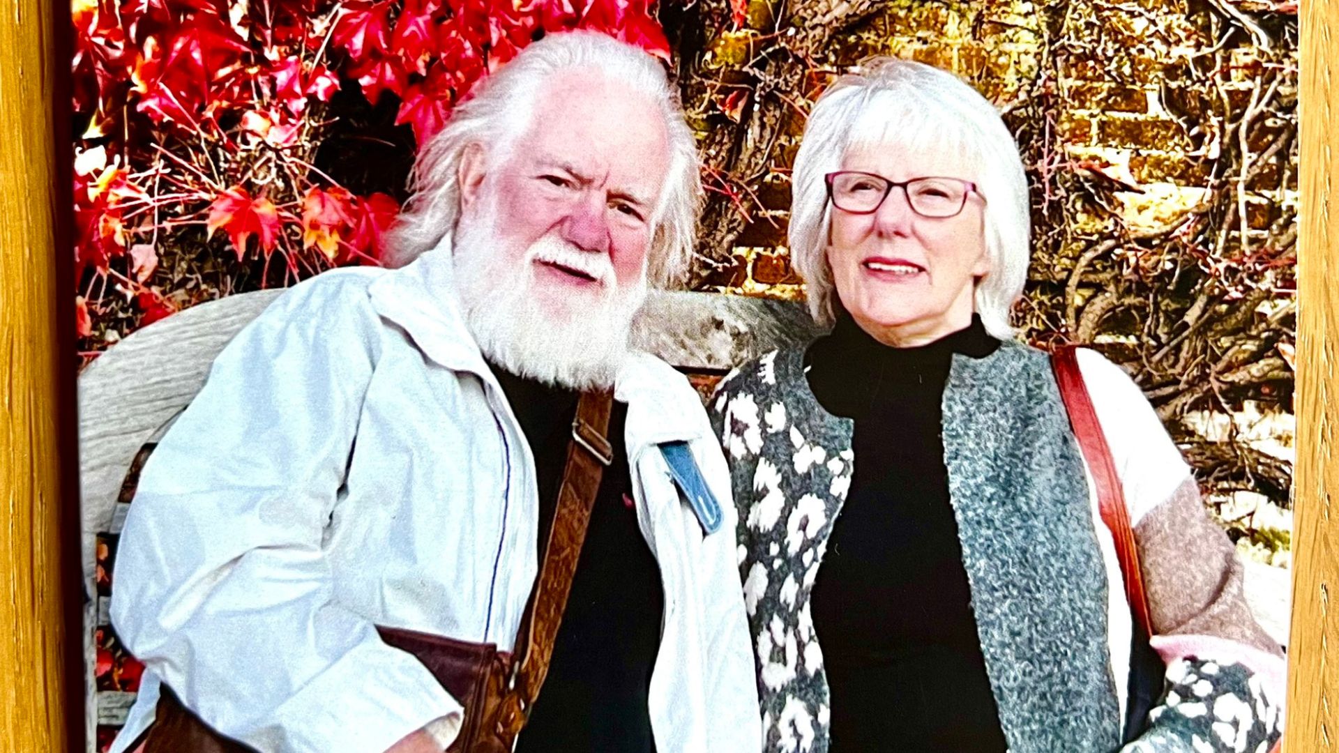 Ασθενής με Αλτσχάιμερ έγραψε τραγούδι στη σύζυγό του για να θυμάται ...