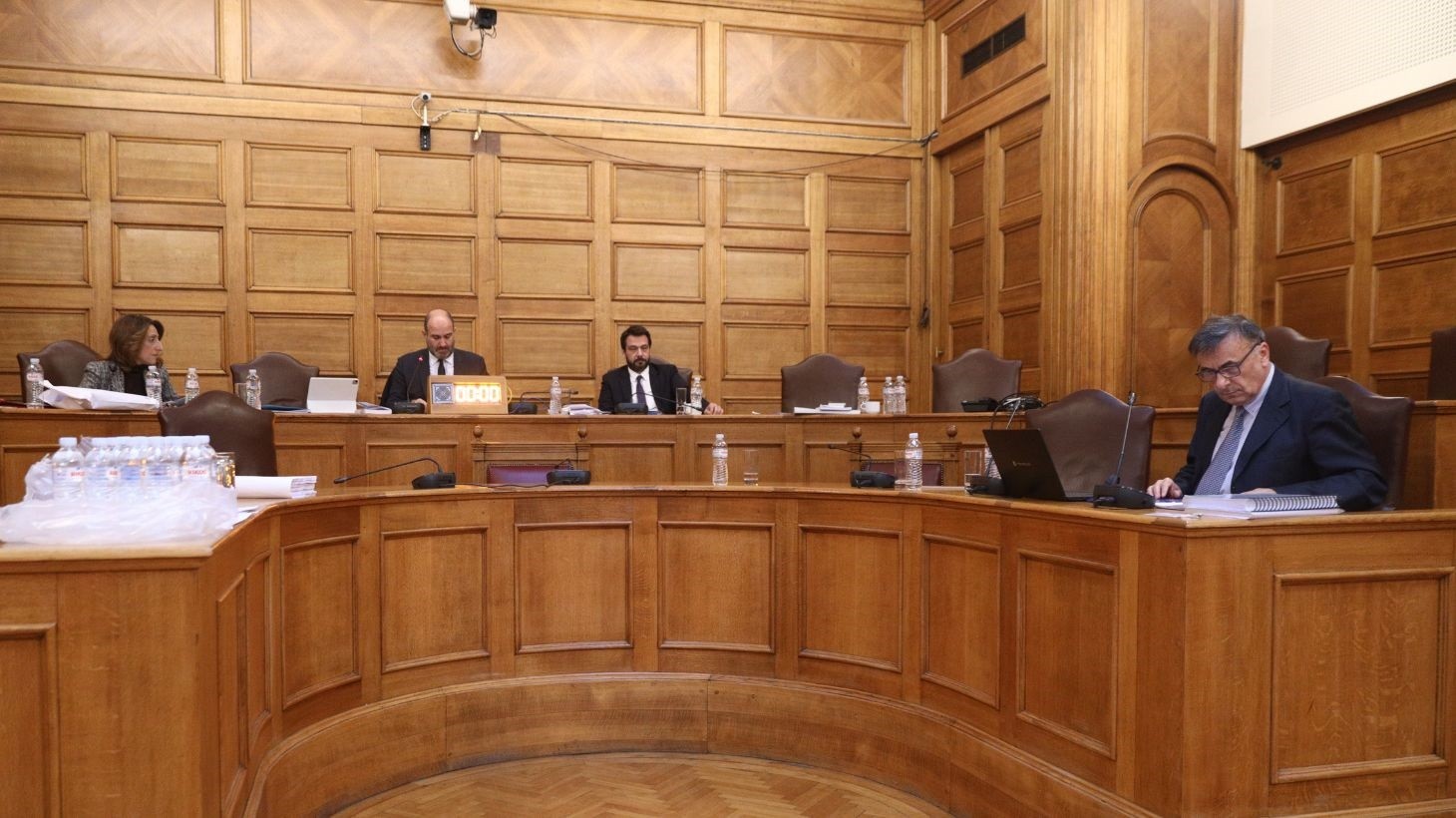 Εξεταστική για τα Τέμπη: Συγγενείς θυμάτων ζητούν διακοπή των εργασιών ...