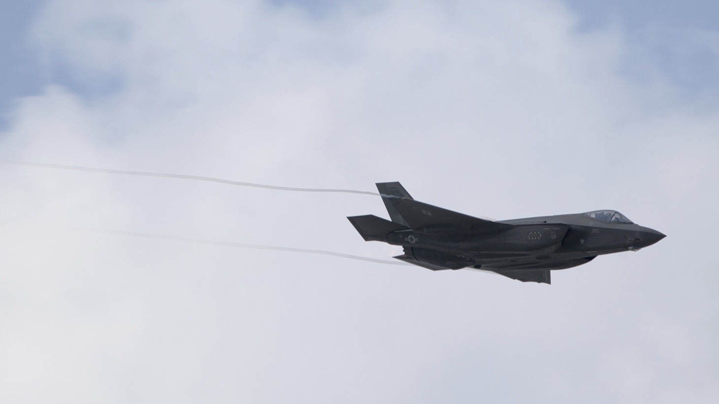 F-35: Υπεγράφη η επιστολή αποδοχής για τα υπερσύγχρονα μαχητικά των ΗΠΑ ...
