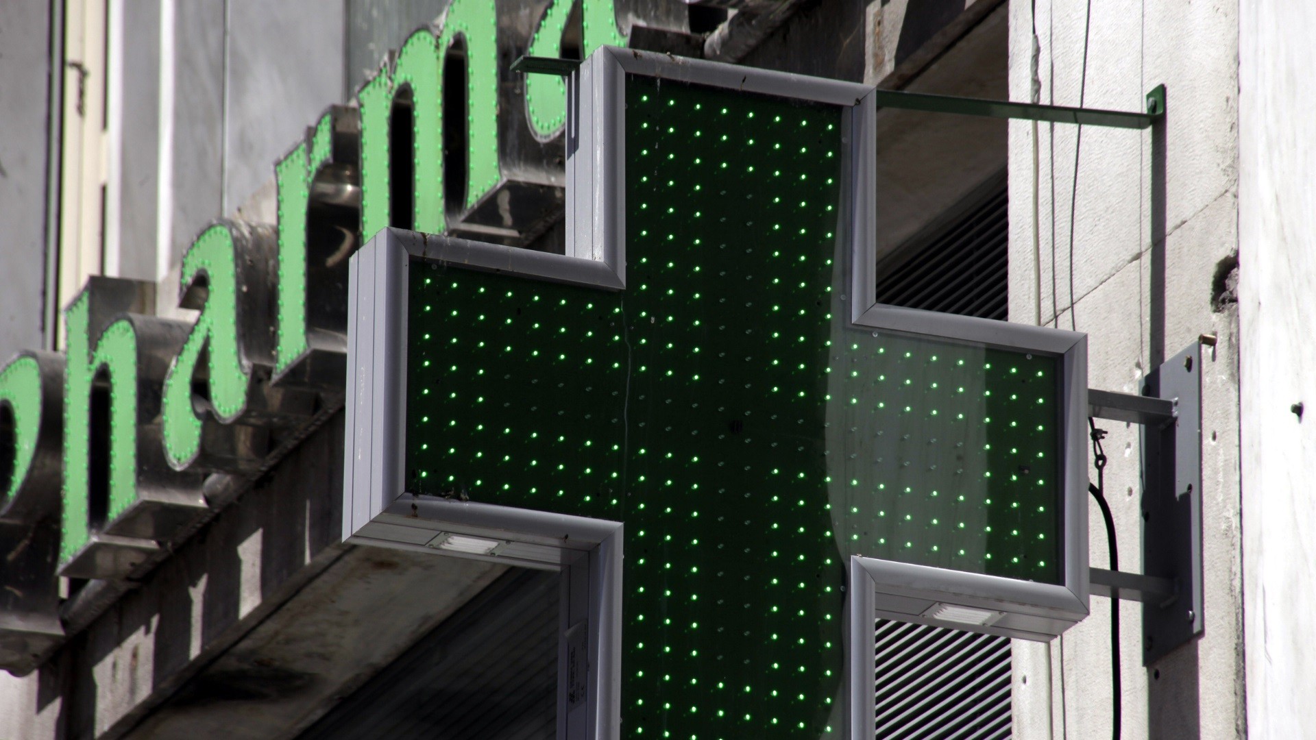 Φαρμακευτική κάνναβη: Άρχισε η συνταγογράφηση και στην Ελλάδα ...