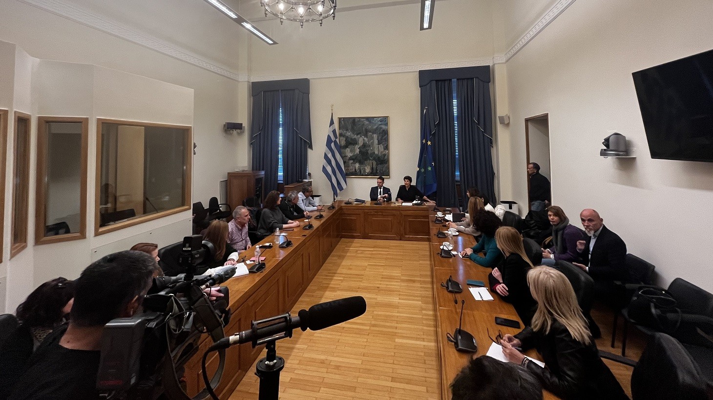 Κασσελάκης: «Να ακούσουμε την κραυγή αγωνίας των ανθρώπων που παλεύουν ...