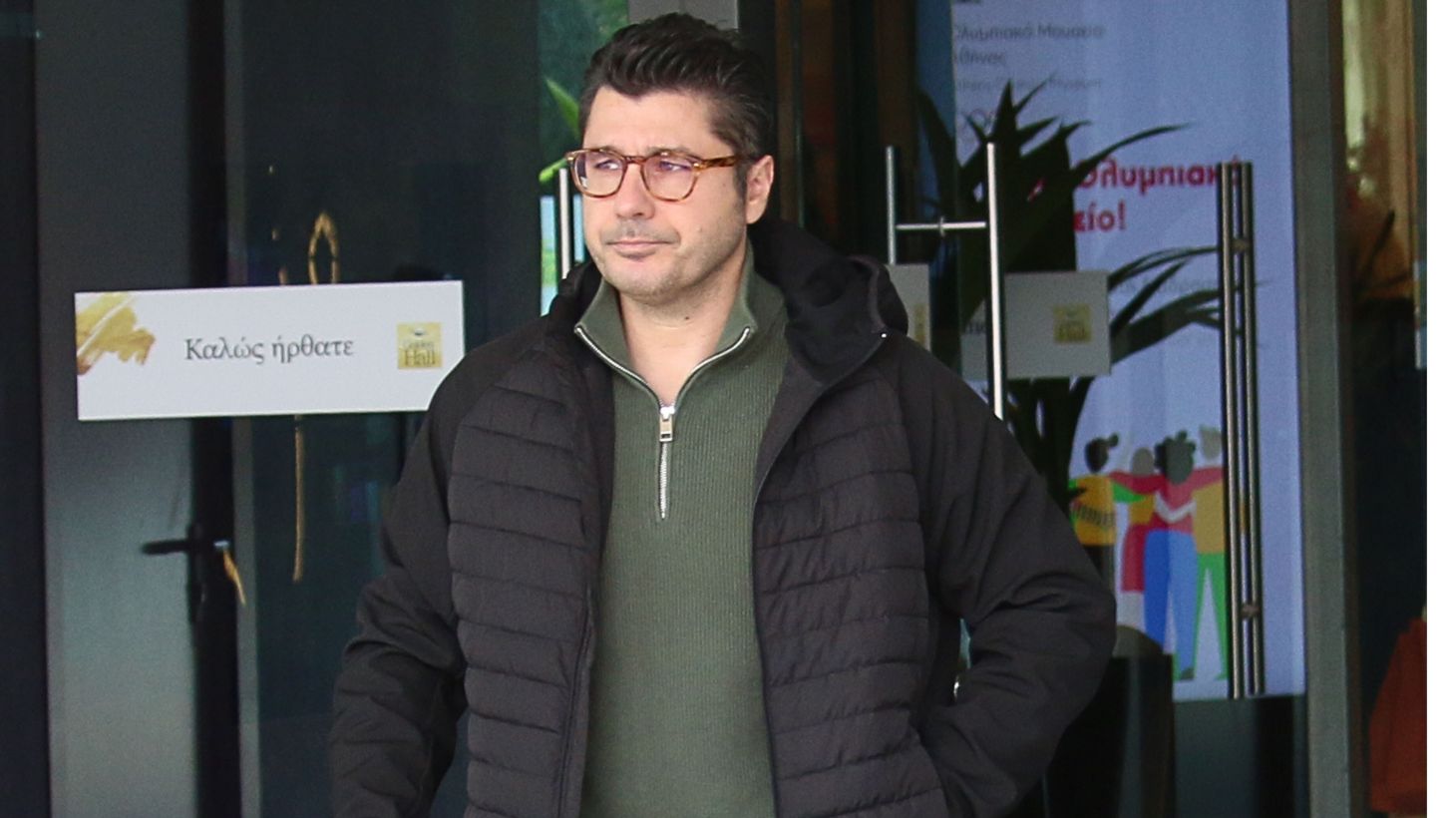 Λάμπρος Κωνσταντάρας: Η ευχή για το 2024 που έφερε αμηχανία – «Τι τον ...