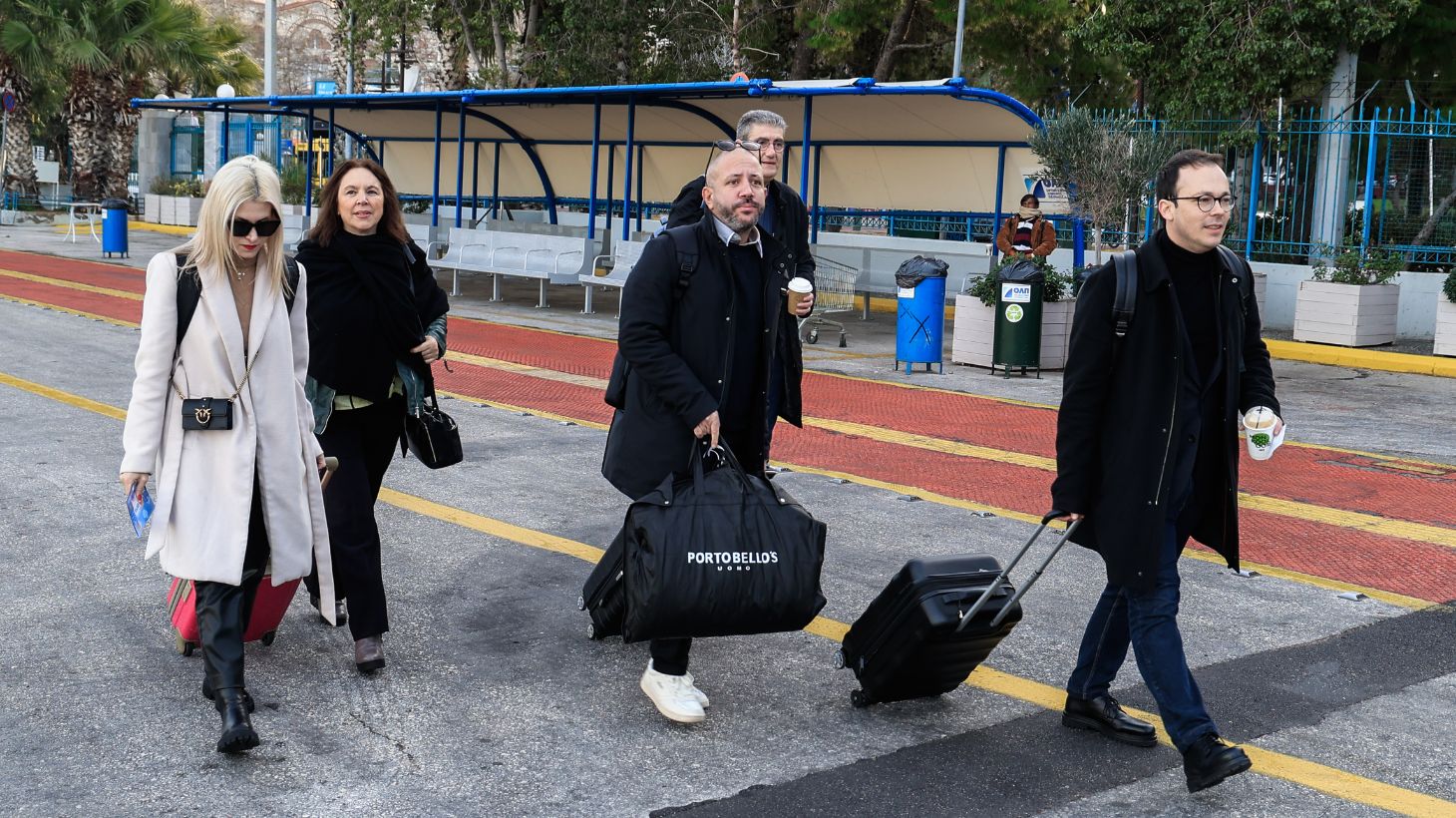 «Απόβαση» στις Σπέτσες για τους βουλευτές του ΣΥΡΙΖΑ – Οι παρόντες, οι ...