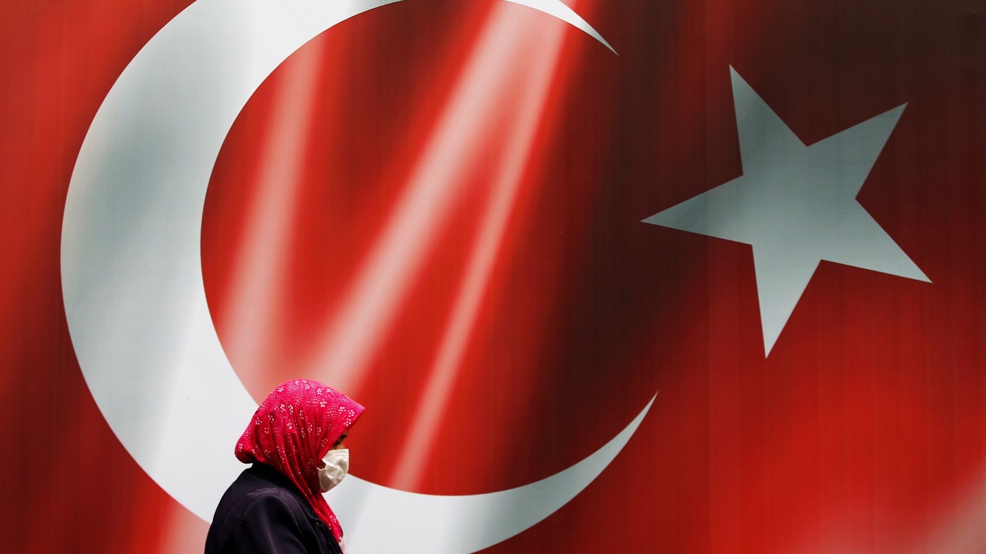 Τουρκία: Ηθοποιός που στήριξε δημόσια το μποϊκοτάζ της αντιπολίτευσης ...