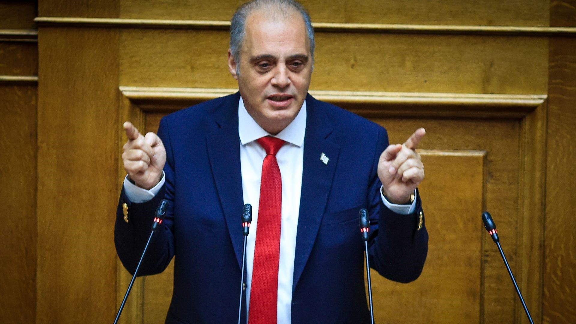 Βελόπουλος: «Nα αποκλείσουν το Μαξίμου οι αγρότες, να μην βγει ο ...