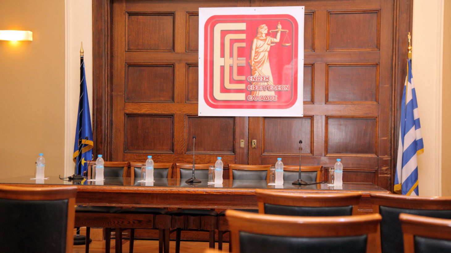 Τέμπη: Ενοχλημένη η Ένωση Εισαγγελέων από την κριτική των δικηγορικών ...