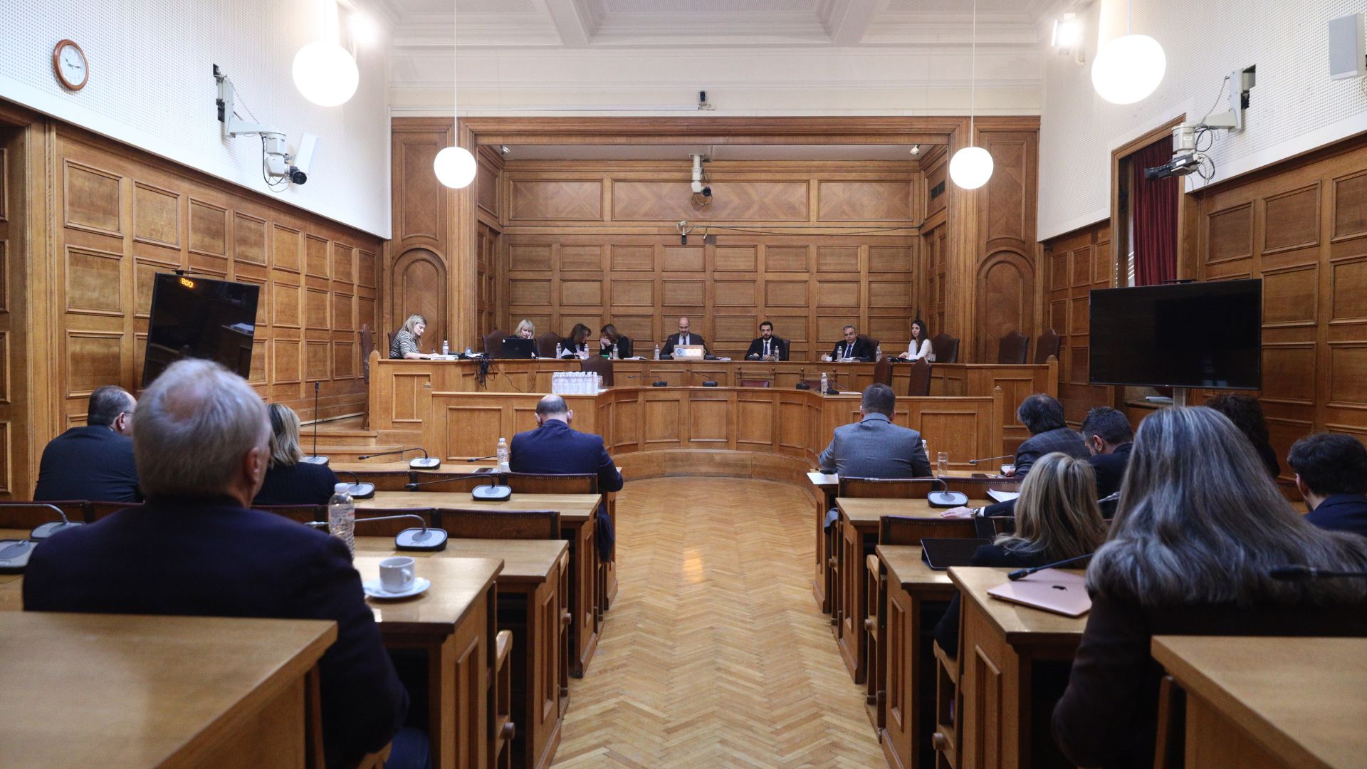 Εξελίξεις στην κυβέρνηση φέρνουν οι δημοσκοπήσεις | topontiki.gr
