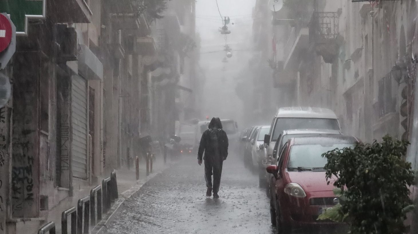 Σε πλήρη εξέλιξη η σφοδρή κακοκαιρία – Κόκκινος συναγερμός σε επτά ...