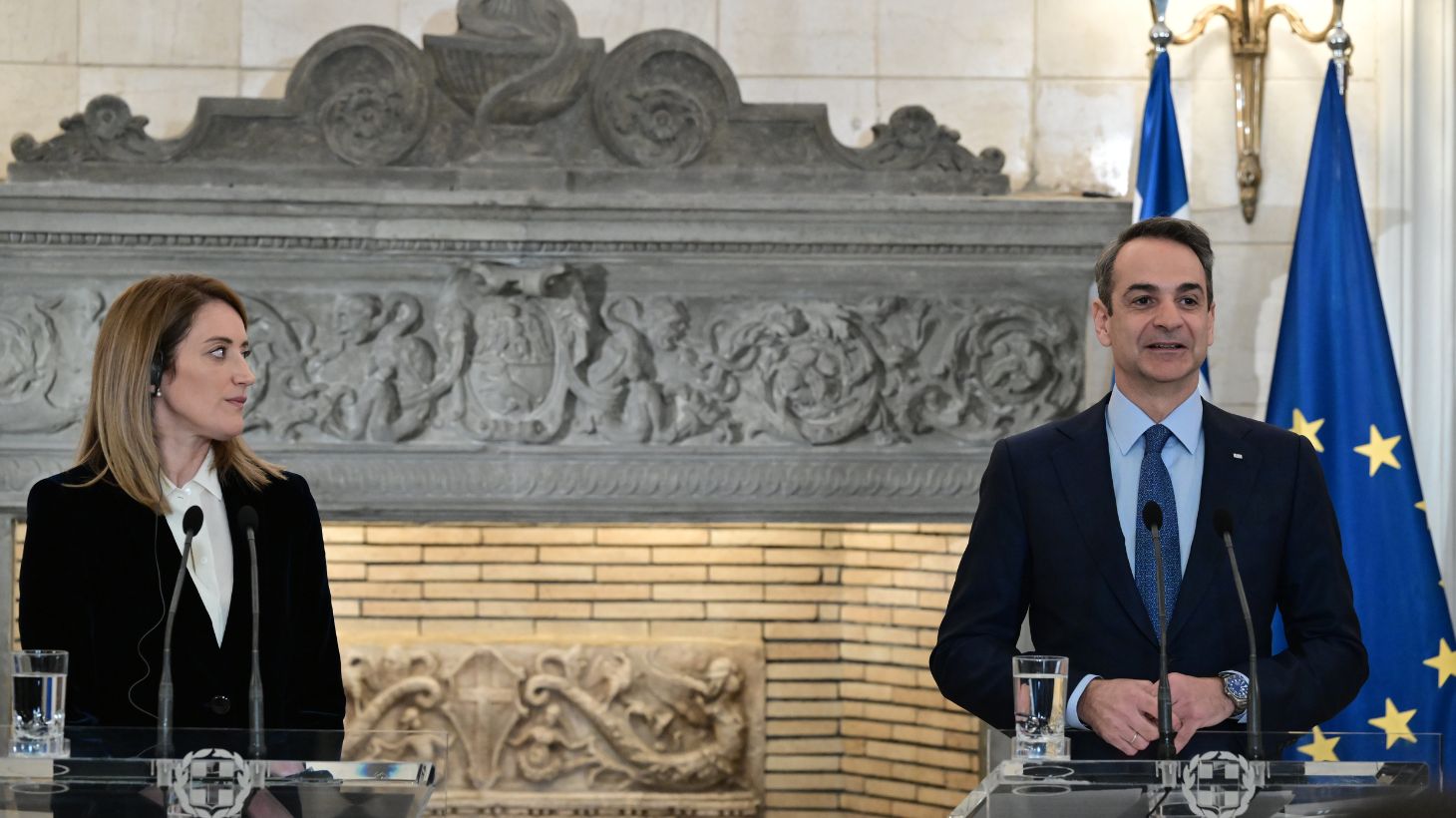 Μητσοτάκης σε Μέτσολα: “Πιο ισχυρό από ποτέ το κράτος δικαίου στην ...