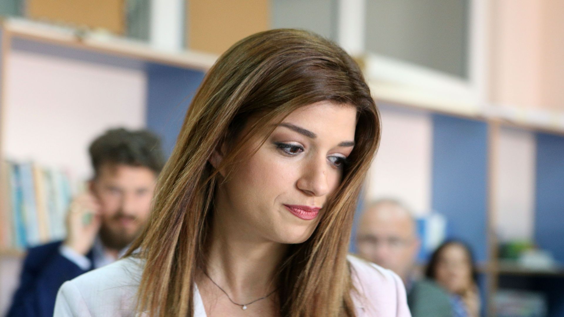 Νοτοπούλου για ερωτηματολόγιο: «Εργαλειοποίηση των μελών του ΣΥΡΙΖΑ έξω ...