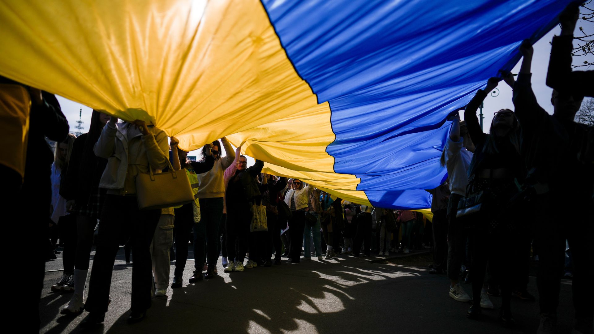 Διαδηλώσεις στην Ευρώπη κατά της ρωσικής εισβολής στην Ουκρανία ...